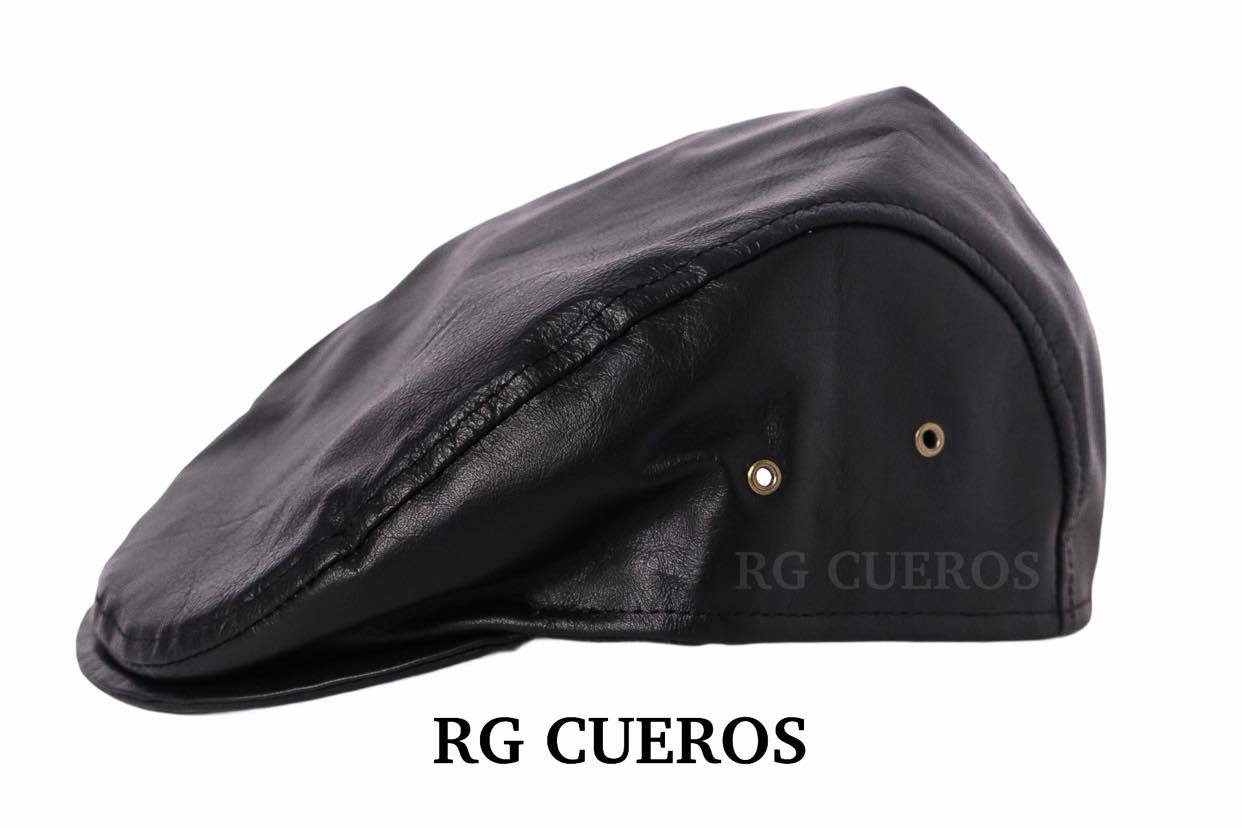 Boinas y Pilusos: Boina Negra